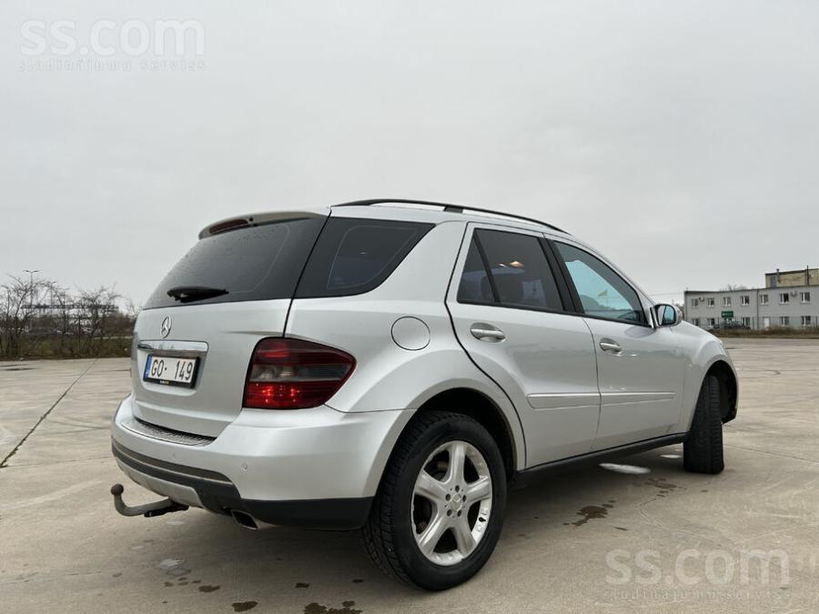 Mercedes-Benz ML 320 2006 Liepāja, ar dzinēja tilpumu 3.00 L un nobraukumu 272 tūkst. km par 5300 €, foto 16 vietnē AUTOMOTO.COM.LV