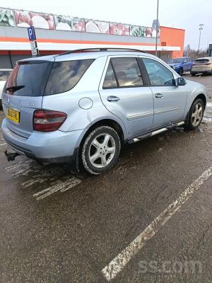 Mercedes-Benz ML 320 2006 in Ogre, with an engine capacity of 3.00 L and mileage of 154 thousand km for 3500 €, photo 6 on AUTOMOTO.COM.LV