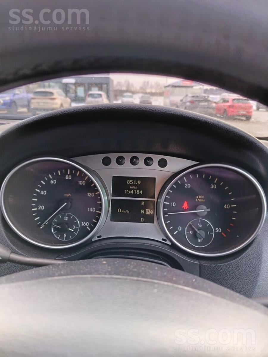 Mercedes-Benz ML 320 2006 in Ogre, with an engine capacity of 3.00 L and mileage of 154 thousand km for 3500 €, photo 8 on AUTOMOTO.COM.LV