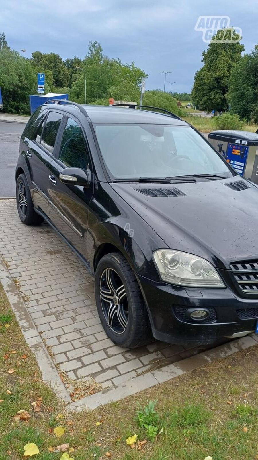Mercedes-Benz ML 320 2006 in Trakai, with an engine capacity of 3.00 L and mileage of 427 thousand km for 5000 €, photo 11 on AUTOMOTO.COM.LV