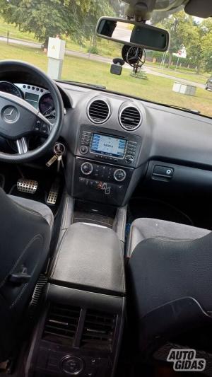 Mercedes-Benz ML 320 2006 in Trakai, with an engine capacity of 3.00 L and mileage of 427 thousand km for 5000 €, photo 12 on AUTOMOTO.COM.LV