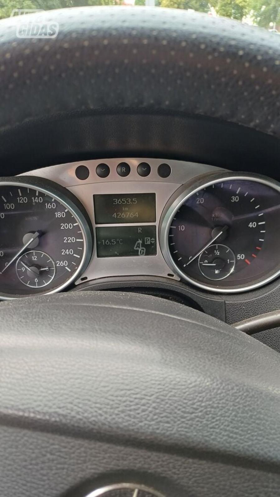 Mercedes-Benz ML 320 2006 in Trakai, with an engine capacity of 3.00 L and mileage of 427 thousand km for 5000 €, photo 14 on AUTOMOTO.COM.LV
