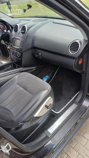 Mercedes-Benz ML 320 2006 in Trakai, with an engine capacity of 3.00 L and mileage of 427 thousand km for 5000 €, photo 18 on AUTOMOTO.COM.LV