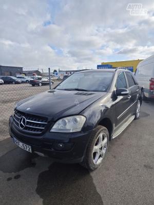 Мерседес МЛ 320 2006 в Плунге, объемом двигателя 3.00 л и пробегом 350 тыс. км за 1750 €, фото  на AUTOMOTO.COM.LV