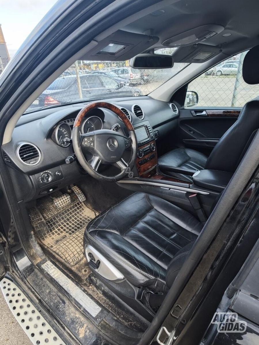 Мерседес МЛ 320 2006 в Плунге, объемом двигателя 3.00 л и пробегом 350 тыс. км за 1750 €, фото 9 на AUTOMOTO.COM.LV