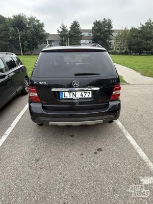 Mercedes-Benz ML 320 2006 Kauņa, ar dzinēja tilpumu 3.20 L un nobraukumu 320 tūkst. km par 3400 €, foto 3 vietnē AUTOMOTO.COM.LV