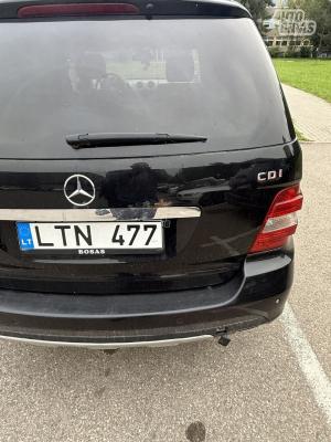Mercedes-Benz ML 320 2006 Kauņa, ar dzinēja tilpumu 3.20 L un nobraukumu 320 tūkst. km par 3400 €, foto 4 vietnē AUTOMOTO.COM.LV