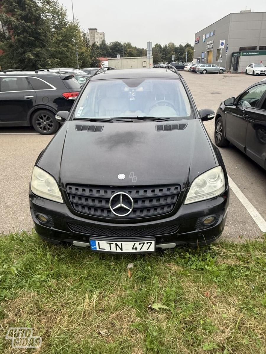 Mercedes-Benz ML 320 2006 Kauņa, ar dzinēja tilpumu 3.20 L un nobraukumu 320 tūkst. km par 3400 €, foto 6 vietnē AUTOMOTO.COM.LV