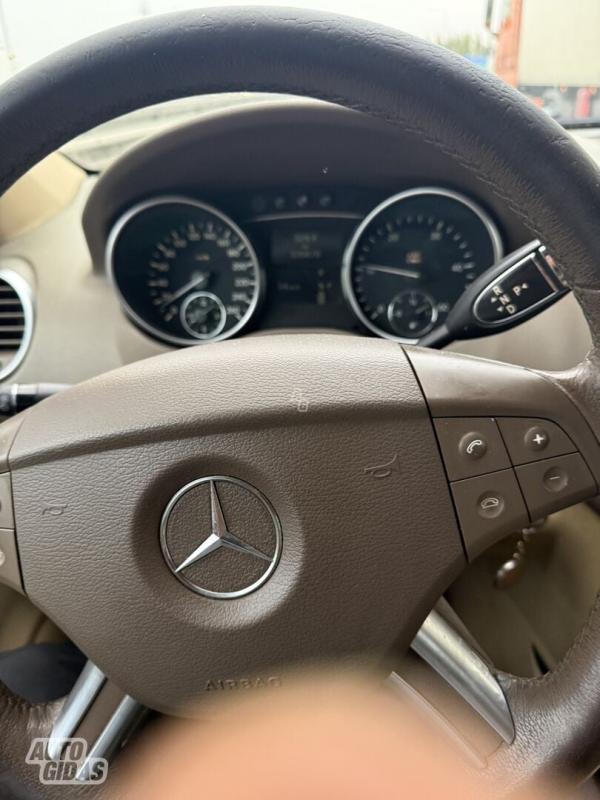 Mercedes-Benz ML 320 2006 Kauņa, ar dzinēja tilpumu 3.20 L un nobraukumu 320 tūkst. km par 3400 €, foto 9 vietnē AUTOMOTO.COM.LV