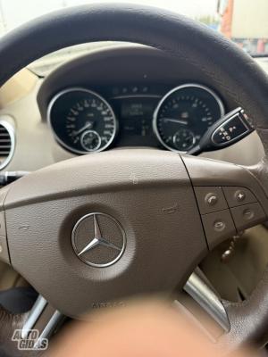 Mercedes-Benz ML 320 2006 Kauņa, ar dzinēja tilpumu 3.20 L un nobraukumu 320 tūkst. km par 3400 €, foto 9 vietnē AUTOMOTO.COM.LV