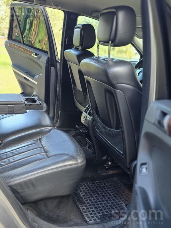 Mercedes-Benz ML 320 2006 Rīga, ar dzinēja tilpumu 3.00 L un nobraukumu 412 tūkst. km par 2750 €, foto 8 vietnē AUTOMOTO.COM.LV