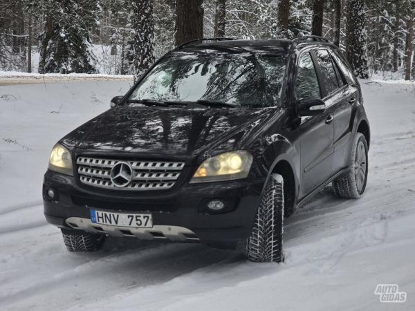 Mercedes-Benz ML 320 2007 Viļņa, ar dzinēja tilpumu 3.00 L un nobraukumu 418 tūkst. km par 4500 €, foto 2 vietnē AUTOMOTO.COM.LV
