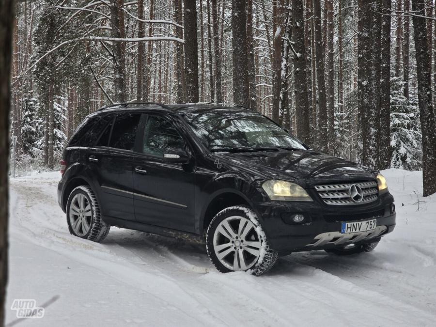 Mercedes-Benz ML 320 2007 Viļņa, ar dzinēja tilpumu 3.00 L un nobraukumu 418 tūkst. km par 4500 €, foto 3 vietnē AUTOMOTO.COM.LV