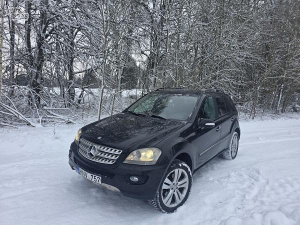 Mercedes-Benz ML 320 2007 Viļņa, ar dzinēja tilpumu 3.00 L un nobraukumu 418 tūkst. km par 4500 €, foto 7 vietnē AUTOMOTO.COM.LV