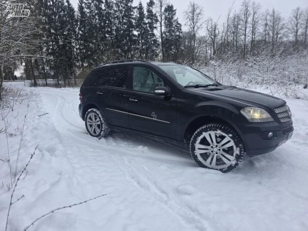 Mercedes-Benz ML 320 2007 Viļņa, ar dzinēja tilpumu 3.00 L un nobraukumu 418 tūkst. km par 4500 €, foto 8 vietnē AUTOMOTO.COM.LV