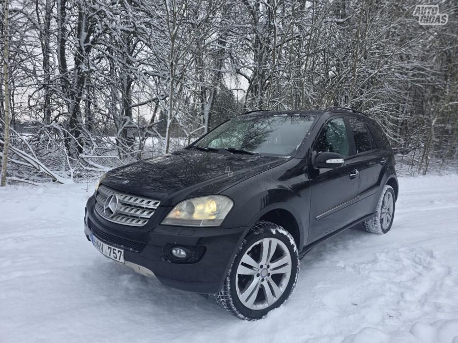 Mercedes-Benz ML 320 2007 Viļņa, ar dzinēja tilpumu 3.00 L un nobraukumu 418 tūkst. km par 4500 €, foto 9 vietnē AUTOMOTO.COM.LV