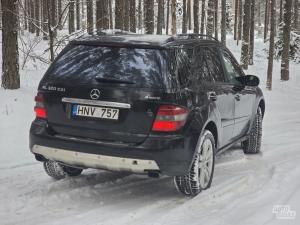Mercedes-Benz ML 320 2007 Viļņa, ar dzinēja tilpumu 3.00 L un nobraukumu 418 tūkst. km par 4500 €, foto 12 vietnē AUTOMOTO.COM.LV