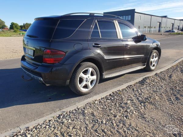 Mercedes-Benz ML 320 2007 in Klaipeda, with an engine capacity of 3.00 L and mileage of 455 thousand km for 3600 €, photo 5 on AUTOMOTO.COM.LV