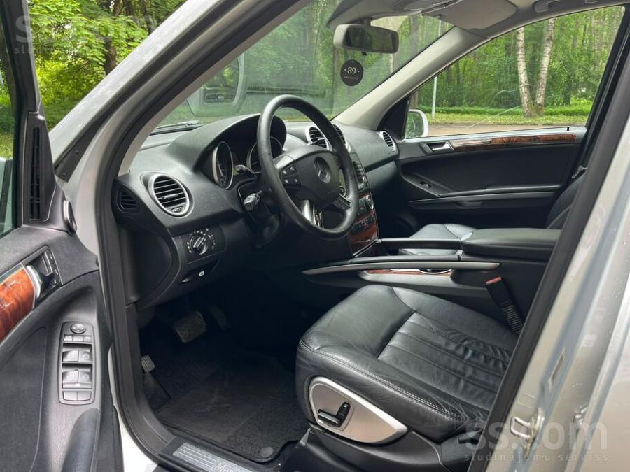 Mercedes-Benz ML 320 2007 in Riga, with an engine capacity of 3.00 L and mileage of 0 thousand km for 4599 €, photo 10 on AUTOMOTO.COM.LV