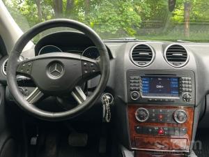 Mercedes-Benz ML 320 2007 in Riga, with an engine capacity of 3.00 L and mileage of 0 thousand km for 4599 €, photo 13 on AUTOMOTO.COM.LV