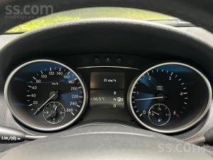 Mercedes-Benz ML 320 2007 in Riga, with an engine capacity of 3.00 L and mileage of 0 thousand km for 4599 €, photo 14 on AUTOMOTO.COM.LV