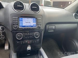 Мерседес МЛ 320 2007 в Лиепая, объемом двигателя 3.00 л и пробегом 243 тыс. км за 5900 €, фото 8 на AUTOMOTO.COM.LV