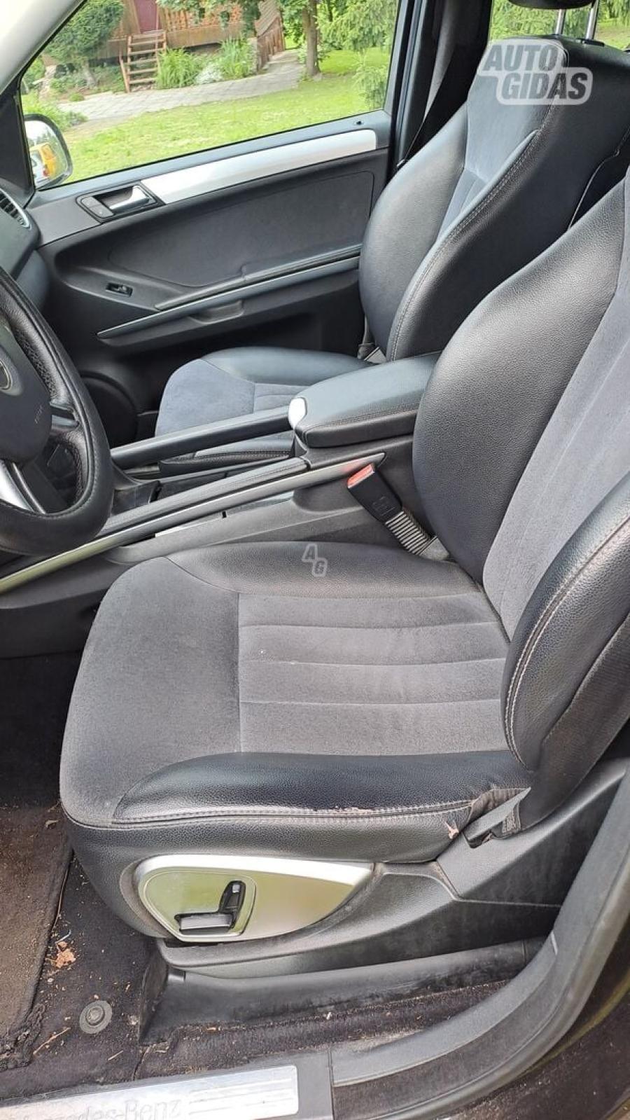 Mercedes-Benz ML 320 2007 in Vilnius, with an engine capacity of 3.00 L and mileage of 304 thousand km for 4250 €, photo 15 on AUTOMOTO.COM.LV