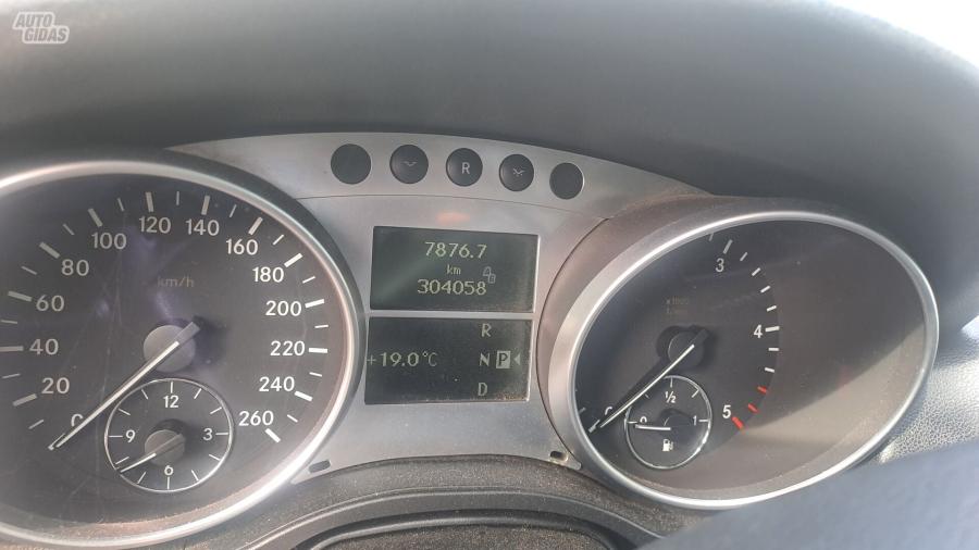 Mercedes-Benz ML 320 2007 in Vilnius, with an engine capacity of 3.20 L and mileage of 305 thousand km for 6050 €, photo 10 on AUTOMOTO.COM.LV