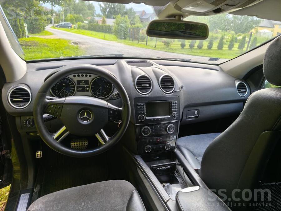 Mercedes-Benz ML 320 2007 in Riga, with an engine capacity of 3.00 L and mileage of 360 thousand km for 3000 €, photo 4 on AUTOMOTO.COM.LV