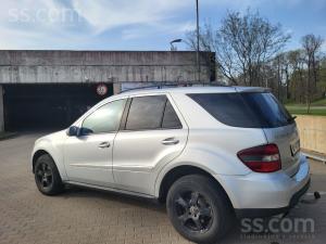 Mercedes-Benz ML 320 2008 Rīga, ar dzinēja tilpumu 3.00 L un nobraukumu 276 tūkst. km par 5500 €, foto 2 vietnē AUTOMOTO.COM.LV