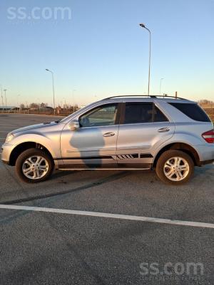 Mercedes-Benz ML 320 2008 Rīga, ar dzinēja tilpumu 3.00 L un nobraukumu 317 tūkst. km par 5350 €, foto 2 vietnē AUTOMOTO.COM.LV