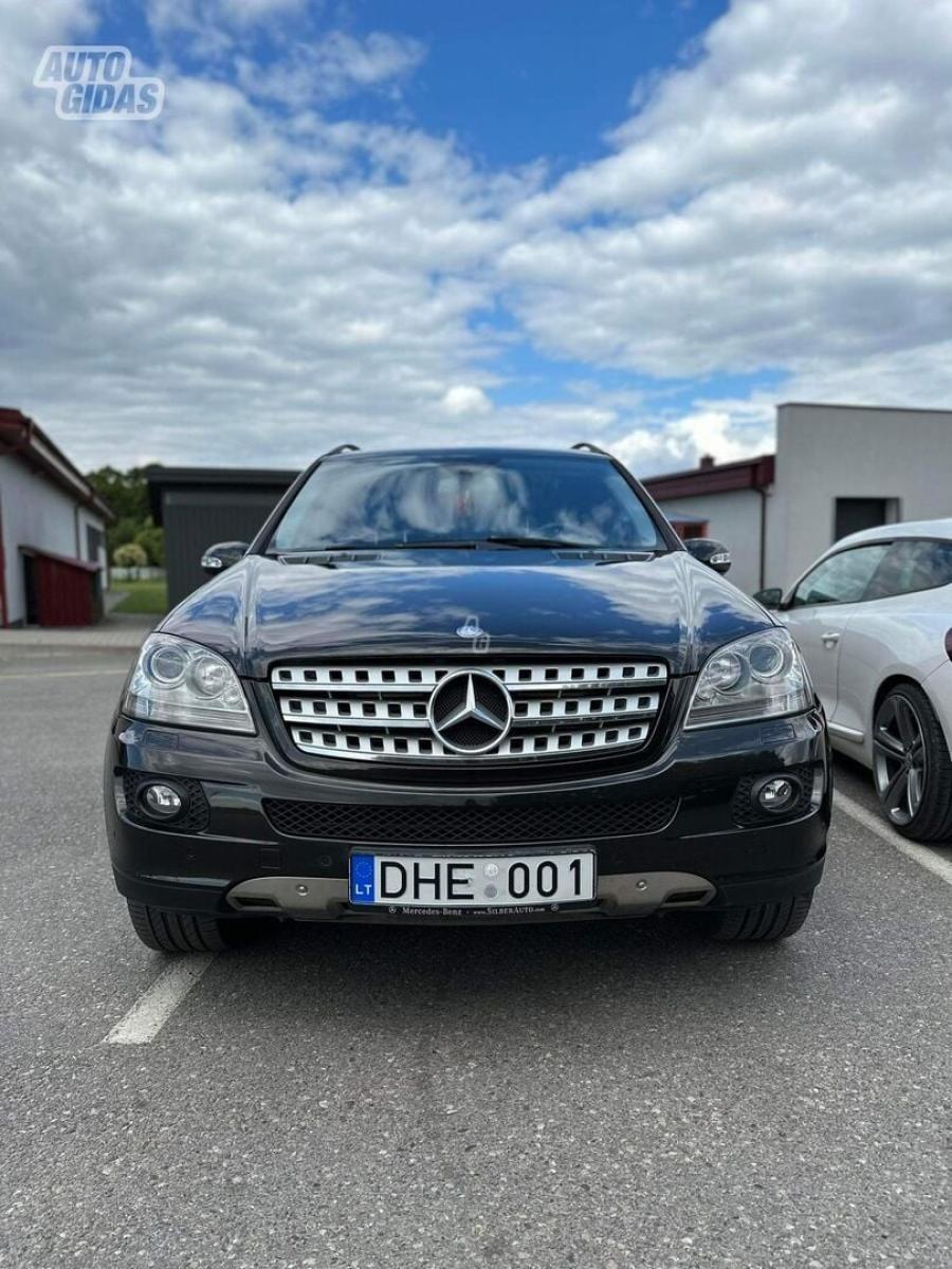 Mercedes-Benz ML 320 2008 in Kaunas, with an engine capacity of 3.20 L and mileage of 237 thousand km for 7300 €, photo 4 on AUTOMOTO.COM.LV