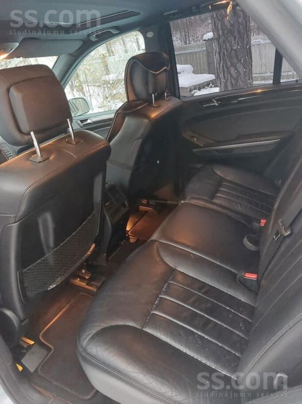 Mercedes-Benz ML 320 2008 Daugavpils, ar dzinēja tilpumu 3.00 L un nobraukumu 460 tūkst. km par 5400 €, foto 8 vietnē AUTOMOTO.COM.LV