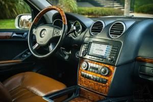 Mercedes-Benz ML 320 2008 Rīga, ar dzinēja tilpumu 3.00 L un nobraukumu 309 tūkst. km par 5990 €, foto 7 vietnē AUTOMOTO.COM.LV