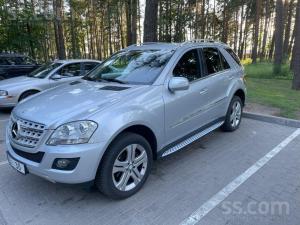 Mercedes-Benz ML 320 2009 Rīga, ar dzinēja tilpumu 3.00 L un nobraukumu 230 tūkst. km par 10500 €, foto  vietnē AUTOMOTO.COM.LV