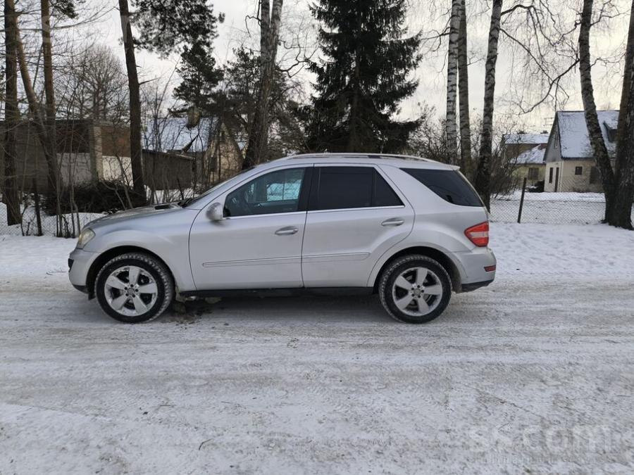 Mercedes-Benz ML 320 2009 in Jurmala, with an engine capacity of 3.00 L and mileage of 366 thousand km for 6000 €, photo 1 on AUTOMOTO.COM.LV