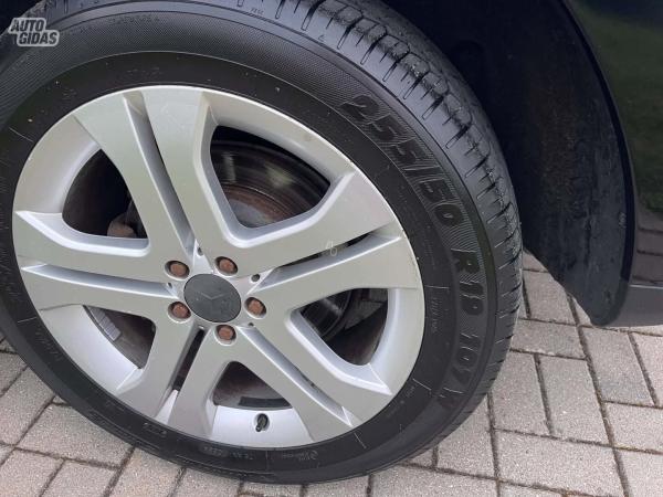 Mercedes-Benz ML 320 2009 Marijampole, ar dzinēja tilpumu 3.00 L un nobraukumu 374 tūkst. km par 7500 €, foto 4 vietnē AUTOMOTO.COM.LV