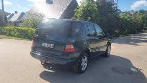 Zaļš Mercedes-Benz ML 320 1998 Kauņa, ar dzinēja tilpumu 3.20 L un nobraukumu 340 tūkst. km par 1050 €, foto 4 vietnē AUTOMOTO.COM.LV