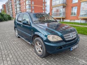 Зеленый Мерседес МЛ 320 1999 в Клайпеда, объемом двигателя 3.20 л и пробегом 328 тыс. км за 1500 €, фото 7 на AUTOMOTO.COM.LV