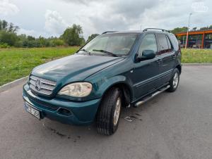 Green Mercedes-Benz ML 320 1999 in Klaipeda, with an engine capacity of 3.20 L and mileage of 328 thousand km for 800 €, photo 5 on AUTOMOTO.COM.LV