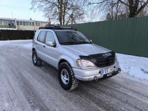 Pelēks Mercedes-Benz ML 320 1998 Marijampole, ar dzinēja tilpumu 3.20 L un nobraukumu 282 tūkst. km par 3850 €, foto 8 vietnē AUTOMOTO.COM.LV