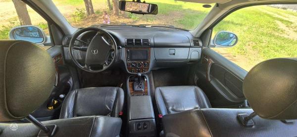 Pelēks Mercedes-Benz ML 320 1999 Kauņa, ar dzinēja tilpumu 3.20 L un nobraukumu 203 tūkst. km par 2699 €, foto 10 vietnē AUTOMOTO.COM.LV