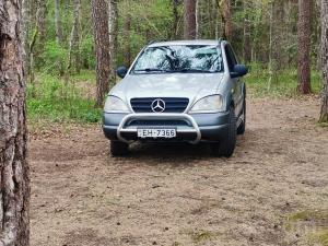Grey Mercedes-Benz ML 320 1999 in Riga, with an engine capacity of 3.20 L and mileage of 268 thousand km for 2300 €, photo  on AUTOMOTO.COM.LV