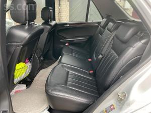 Grey Mercedes-Benz ML 320 2005 in Liepaja, with an engine capacity of 3.00 L and mileage of 234 thousand km for 7600 €, photo 7 on AUTOMOTO.COM.LV