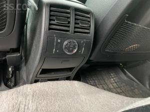 Grey Mercedes-Benz ML 320 2005 in Liepaja, with an engine capacity of 3.00 L and mileage of 234 thousand km for 7600 €, photo 8 on AUTOMOTO.COM.LV