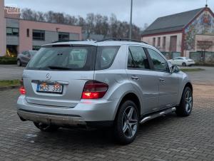 Grey Mercedes-Benz ML 320 2006 in Klaipeda, with an engine capacity of 3.00 L and mileage of 447 thousand km for 4300 €, photo 3 on AUTOMOTO.COM.LV