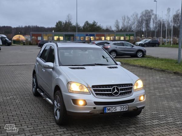 Grey Mercedes-Benz ML 320 2006 in Klaipeda, with an engine capacity of 3.00 L and mileage of 447 thousand km for 4300 €, photo 4 on AUTOMOTO.COM.LV