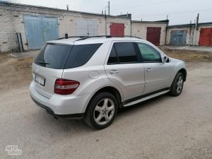 Grey Mercedes-Benz ML 320 2006 in Utena, with an engine capacity of 3.00 L and mileage of 372 thousand km for 3600 €, photo 5 on AUTOMOTO.COM.LV