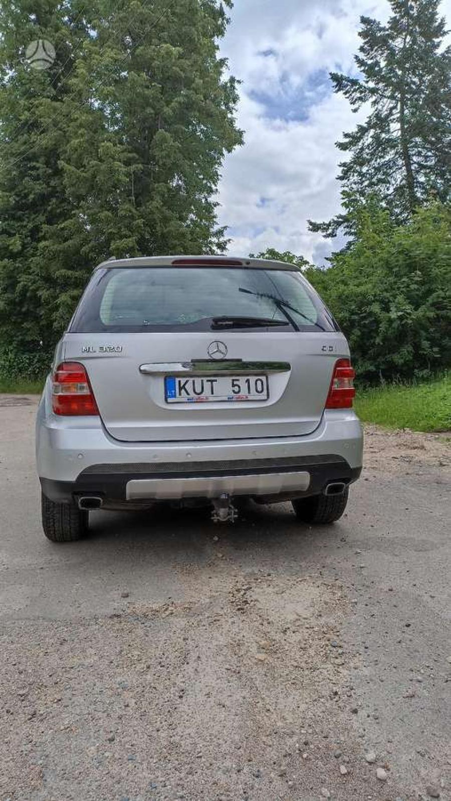 Pelēks Mercedes-Benz ML 320 2006 Viļņa, ar dzinēja tilpumu 3.00 L un nobraukumu 330 tūkst. km par 2850 €, foto 5 vietnē AUTOMOTO.COM.LV