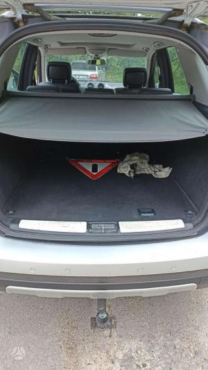Pelēks Mercedes-Benz ML 320 2006 Viļņa, ar dzinēja tilpumu 3.00 L un nobraukumu 330 tūkst. km par 2850 €, foto 13 vietnē AUTOMOTO.COM.LV